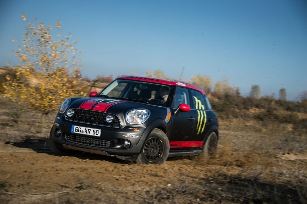 MINI Countryman off-road - Galerie prasowe - Galeria • AutoCentrum.pl