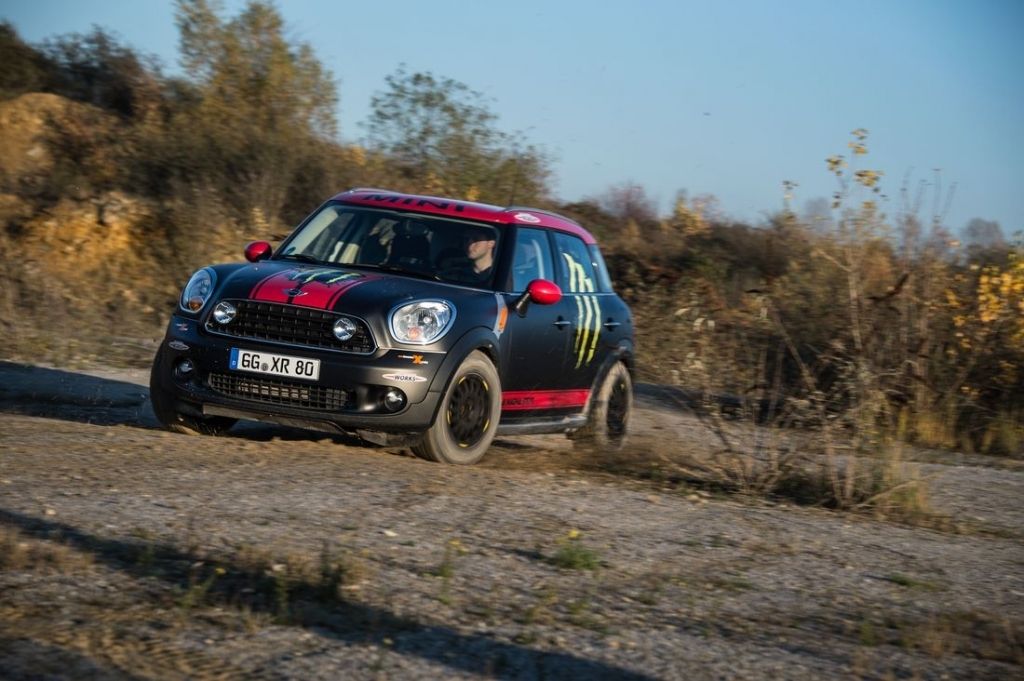 MINI Countryman off-road - Galerie prasowe - Galeria • AutoCentrum.pl