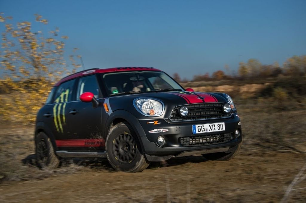MINI Countryman off-road - Galerie prasowe - Galeria • AutoCentrum.pl