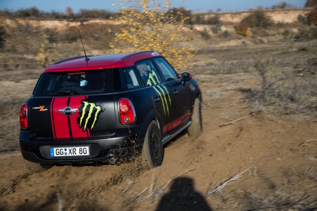 MINI Countryman off-road - Galerie prasowe - Galeria • AutoCentrum.pl