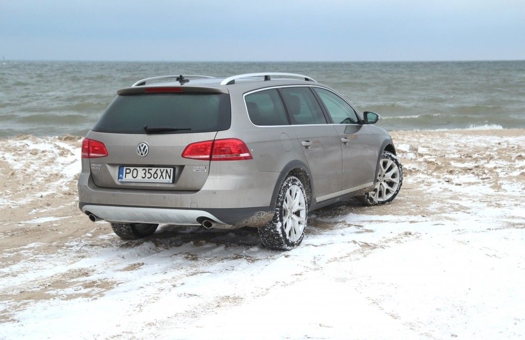 Volkswagen Passat B7 Alltrack 2.0 TDI CR DPF BlueMotion 177KM - galeria redakcyjna - Galerie ...