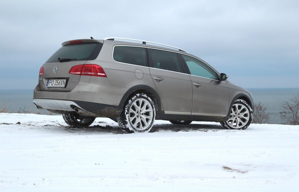 Volkswagen Passat B7 Alltrack 2.0 TDI CR DPF BlueMotion 177KM - galeria redakcyjna - Galerie ...