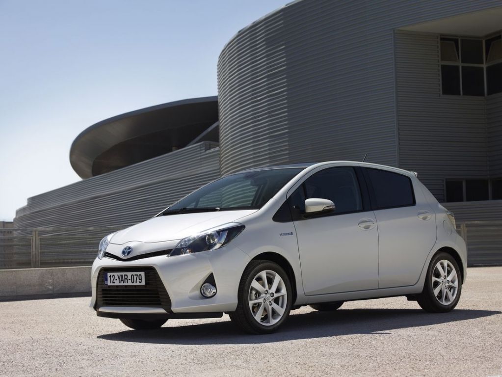 Toyota Yaris III Hybrid - Galerie prasowe - Galeria • AutoCentrum.pl