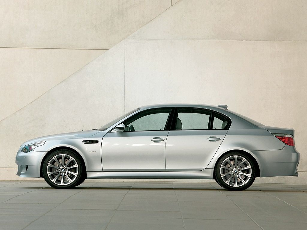 BMW M5 E60 - Galerie prasowe - Galeria • AutoCentrum.pl