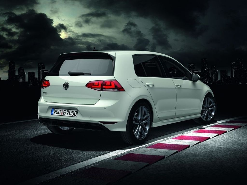 Volkswagen Golf VII hatchback R-Line (2013) - Galerie prasowe - Galeria ...