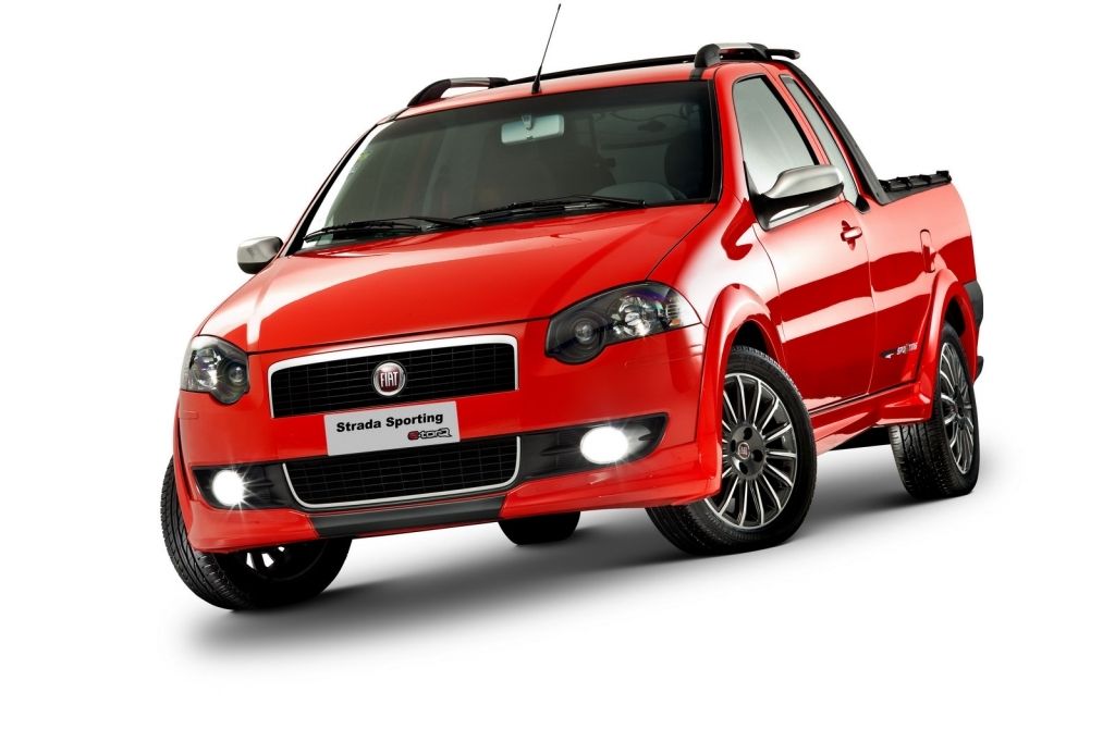 Fiat Strada Sporting - Galerie prasowe - Galeria • AutoCentrum.pl