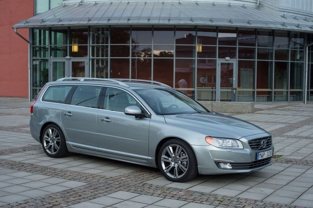 Volvo V70 Facelifting (2014) - Galerie prasowe - Galeria • AutoCentrum.pl