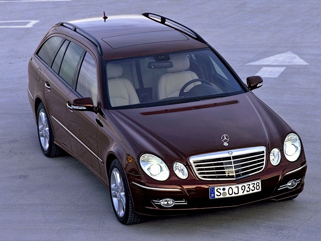Mercedes Klasa E 2006 - Galerie prasowe - Galeria • AutoCentrum.pl