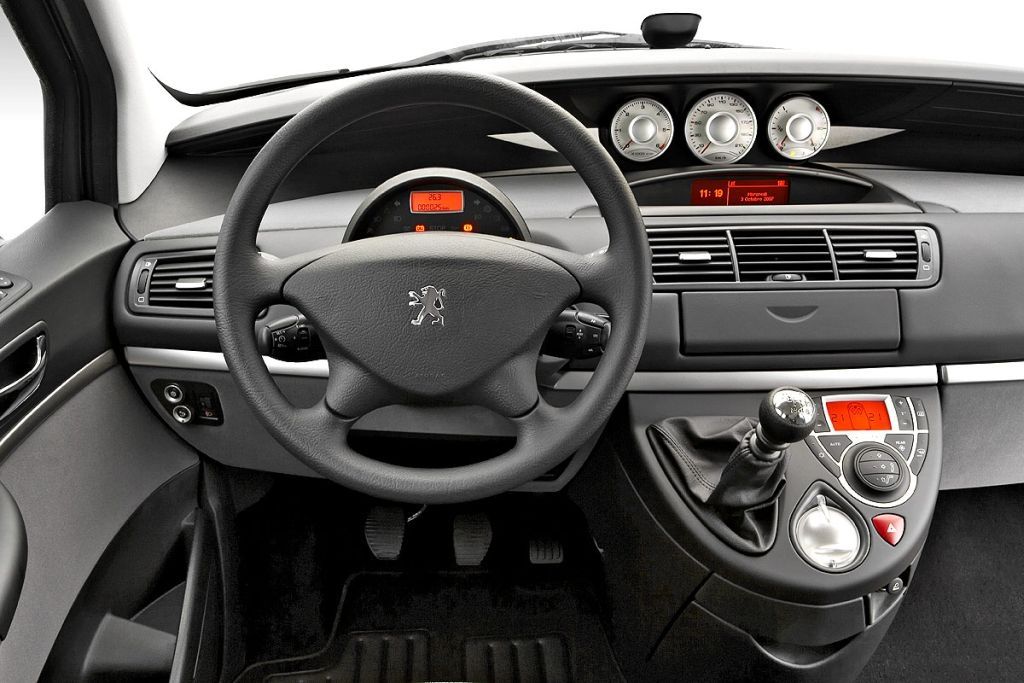 Peugeot 807 2008 - Galerie prasowe - Galeria • AutoCentrum.pl