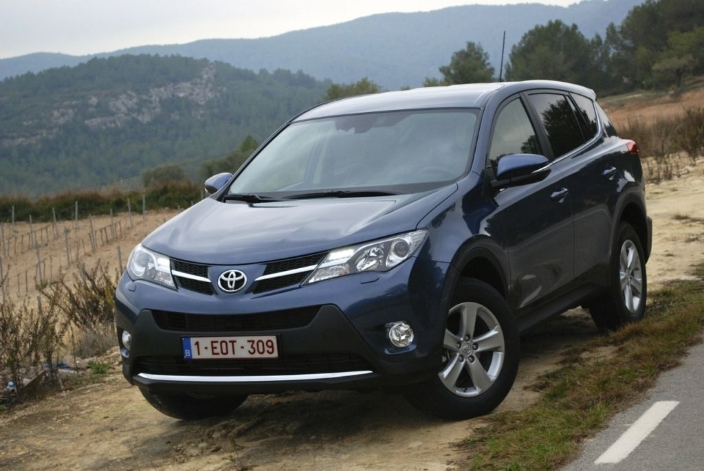 Toyota RAV4 IV - galeria redakcyjna - Galerie redakcyjne - Galeria ...
