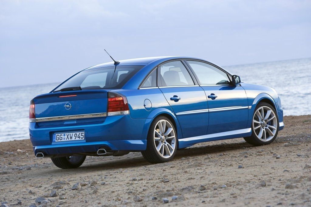 Opel Vectra OPC - Galerie prasowe - Galeria • AutoCentrum.pl