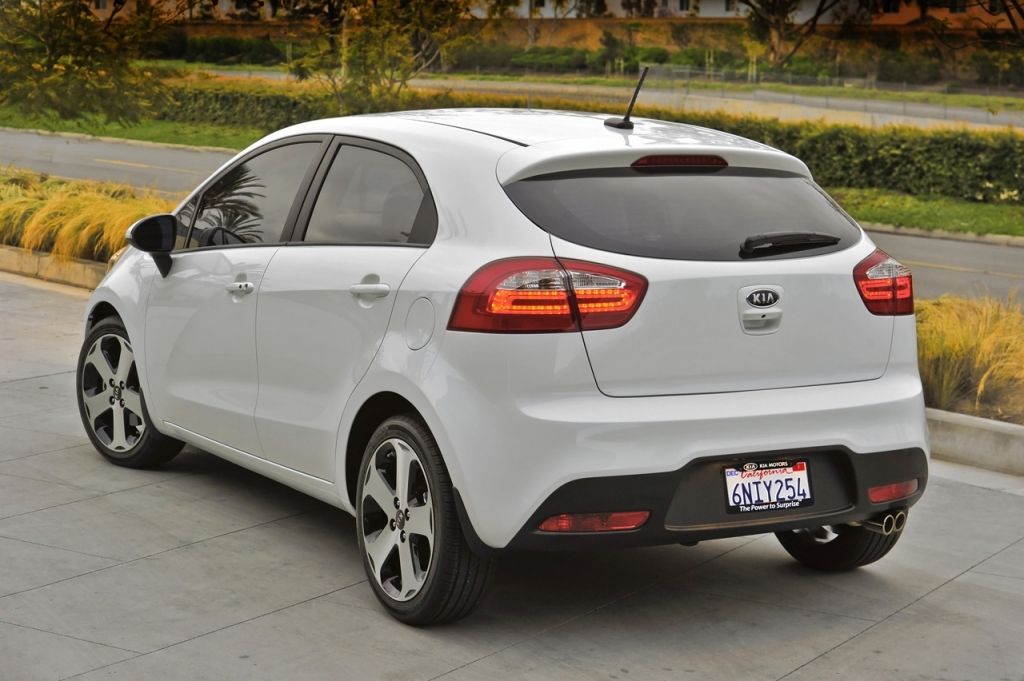 Kia Rio hatchback 2012 - Galerie prasowe - Galeria • AutoCentrum.pl