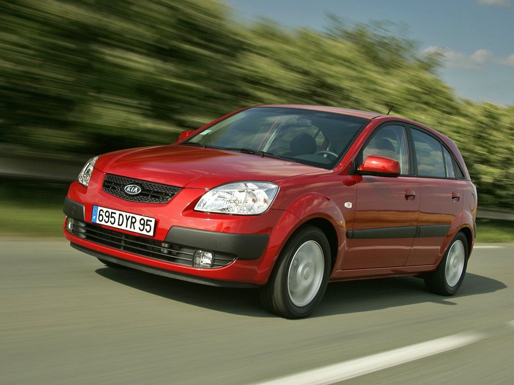 Kia Rio 2005 - Galerie prasowe - Galeria • AutoCentrum.pl