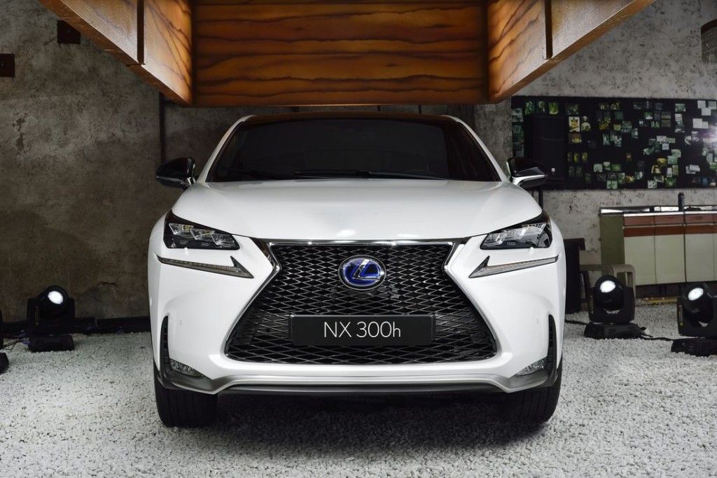 Lexus NX 300h (2014) - Galerie prasowe - Galeria • AutoCentrum.pl
