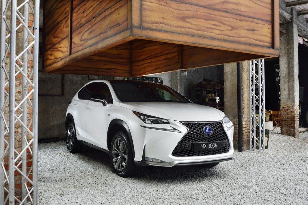 Lexus NX 300h (2014) - Galerie prasowe - Galeria • AutoCentrum.pl