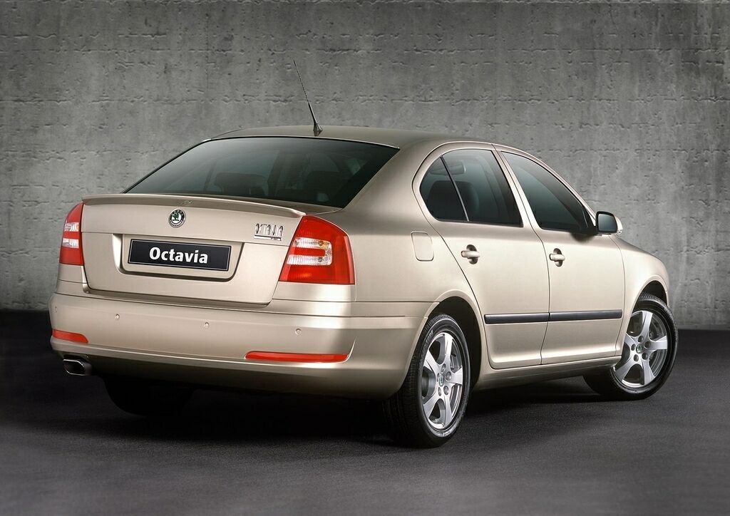 Skoda Octavia II - Galerie prasowe - Galeria • AutoCentrum.pl