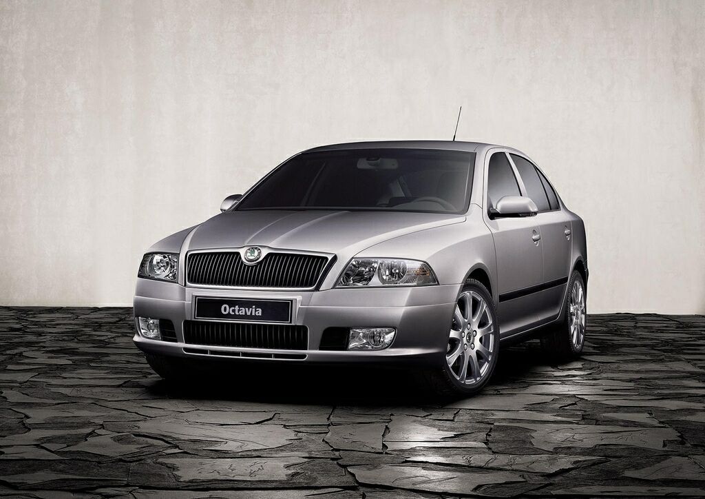 Skoda Octavia II - Galerie prasowe - Galeria • AutoCentrum.pl