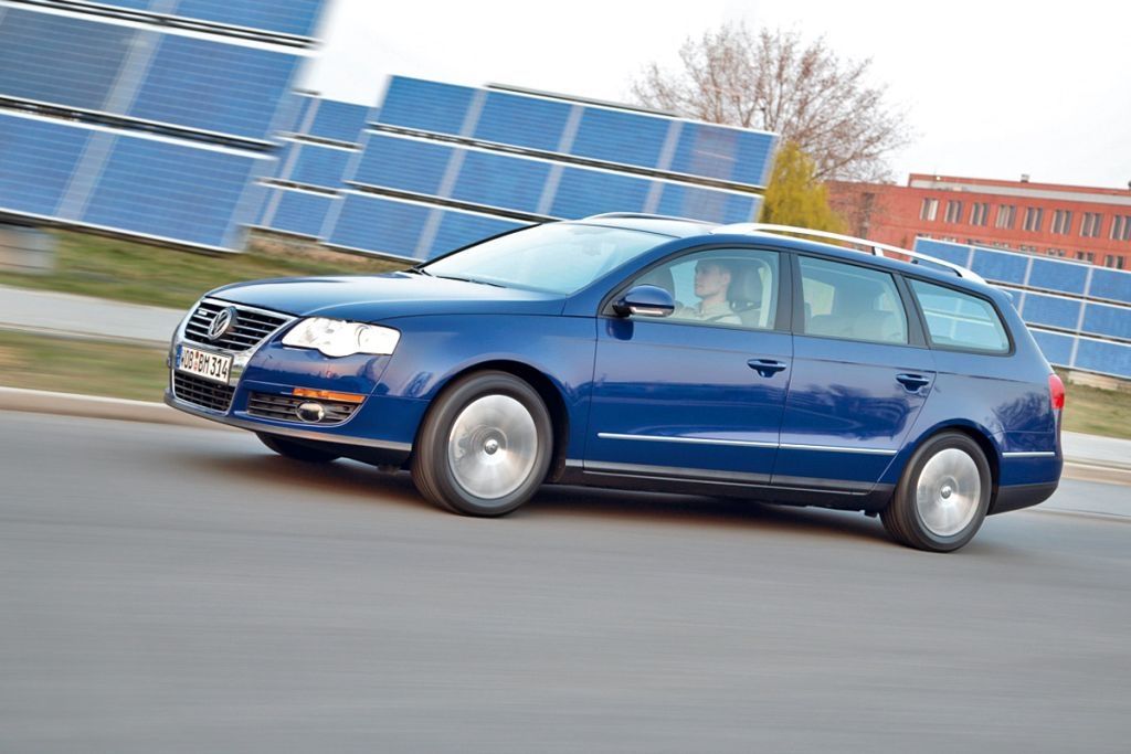 Volkswagen Passat Kombi Blue Motion - Galerie prasowe - Galeria ...