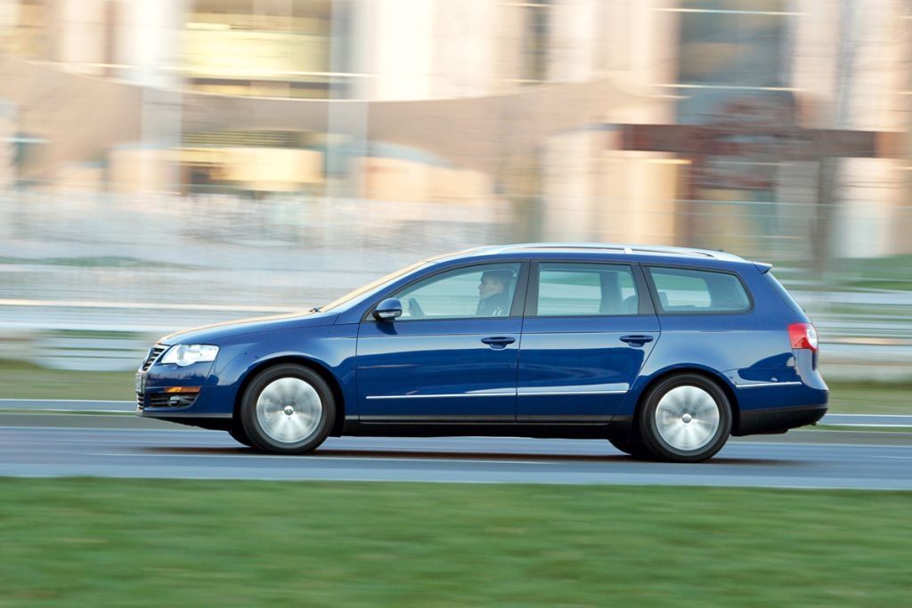 Volkswagen Passat Kombi Blue Motion - Galerie prasowe - Galeria ...