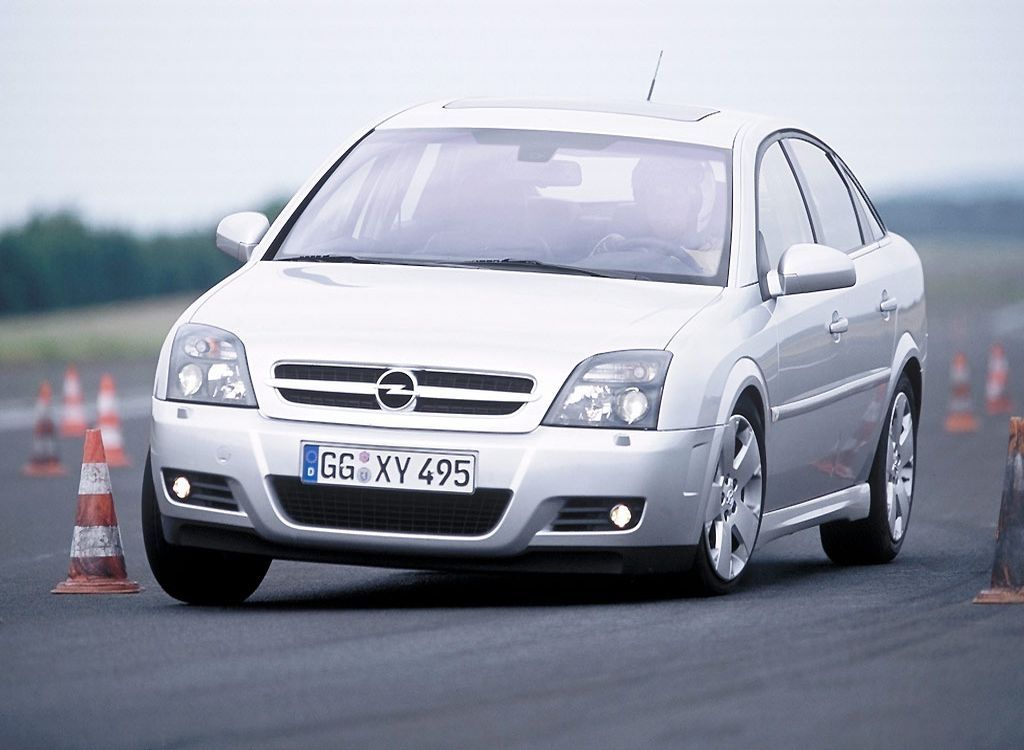 Opel Vectra GTS - Galerie prasowe - Galeria • AutoCentrum.pl