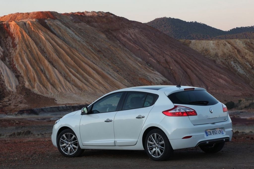 Renault Megane III Hatchback Facelifting - Galerie prasowe - Galeria ...