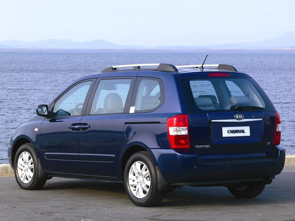 Kia Carnival II - Galerie prasowe - Galeria • AutoCentrum.pl