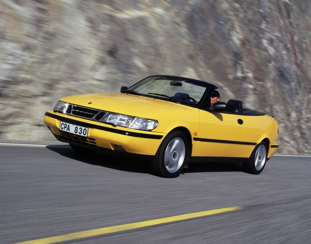 Saab 900 Cabriolet 1998 - Galerie prasowe - Galeria • AutoCentrum.pl