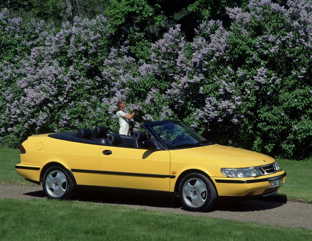 Saab 900 Cabriolet 1998 - Galerie prasowe - Galeria • AutoCentrum.pl