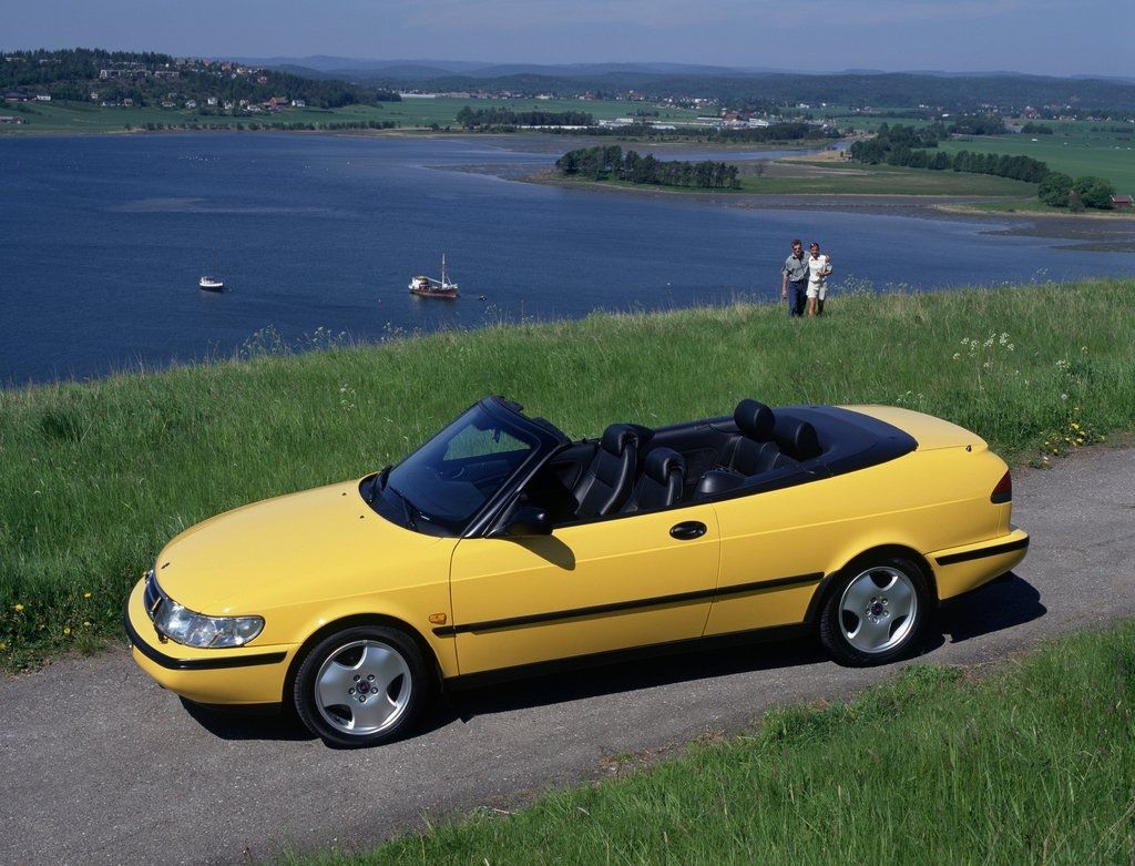 Saab 900 Cabriolet 1998 - Galerie prasowe - Galeria • AutoCentrum.pl