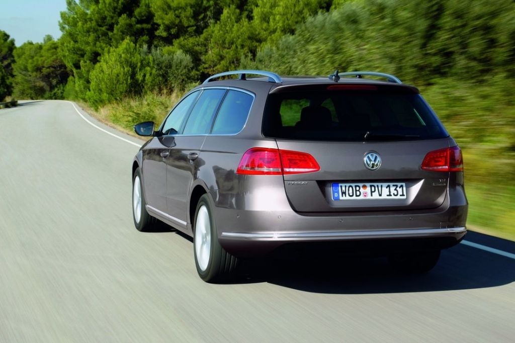 Volkswagen Passat B7 kombi (2011) - Galerie prasowe - Galeria ...