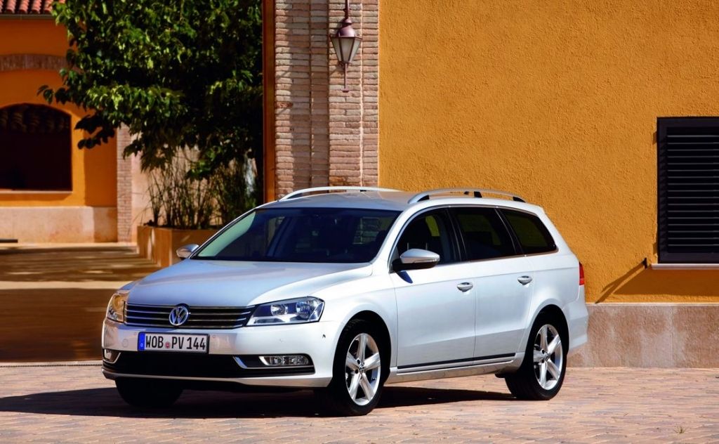 Volkswagen Passat B7 kombi (2011) - Galerie prasowe - Galeria ...