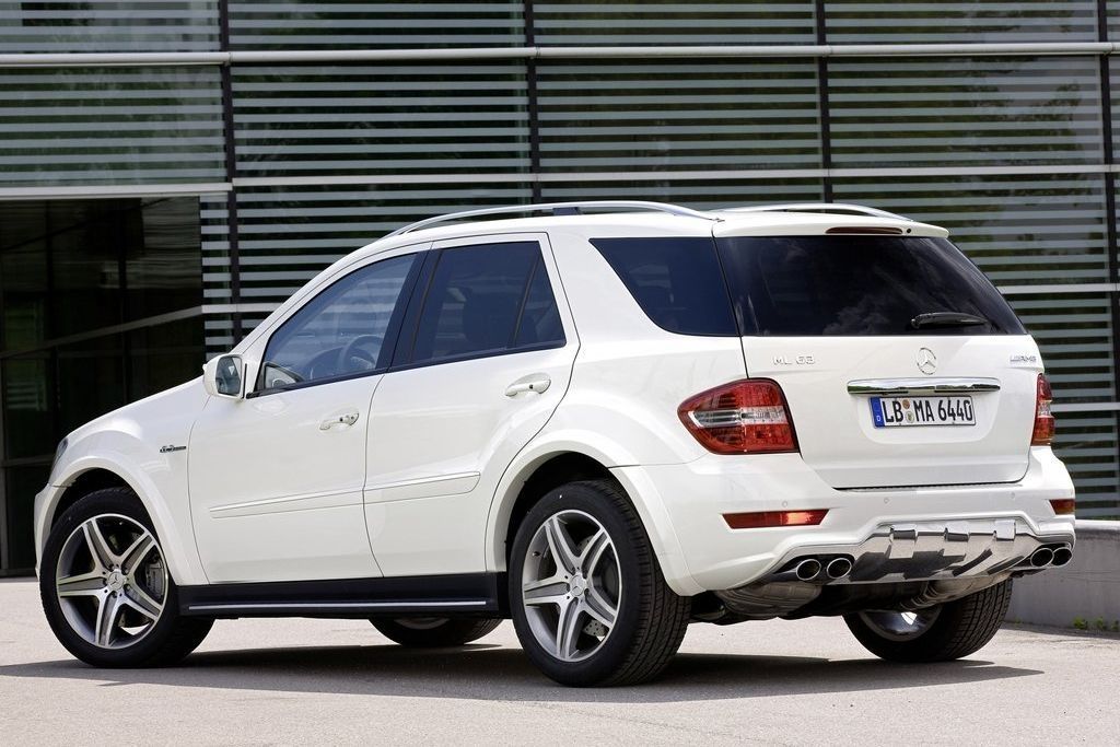 Mercedes Klasa M 63 AMG - Galerie prasowe - Galeria • AutoCentrum.pl