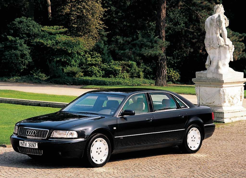 Audi A8 2000 - Galerie prasowe - Galeria • AutoCentrum.pl