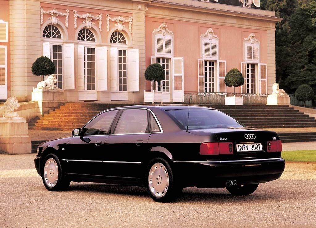 Audi A8 2000 - Galerie prasowe - Galeria • AutoCentrum.pl
