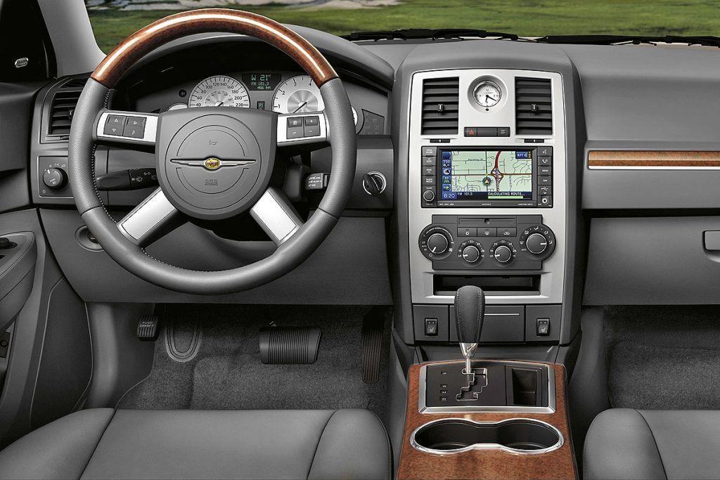 2007 Chrysler 300 Interior
