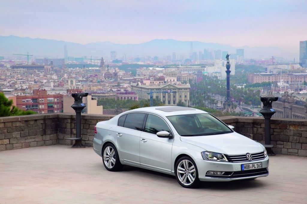 Volkswagen Passat B7 sedan (2011) - Galerie prasowe - Galeria ...