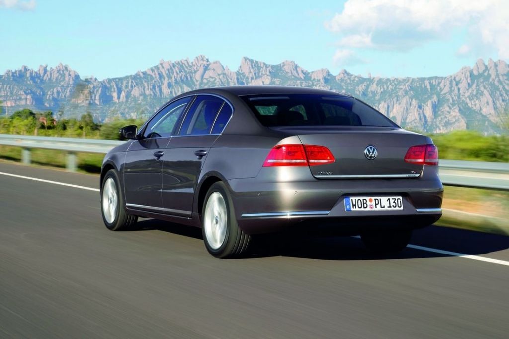 Volkswagen Passat B7 sedan (2011) - Galerie prasowe - Galeria ...