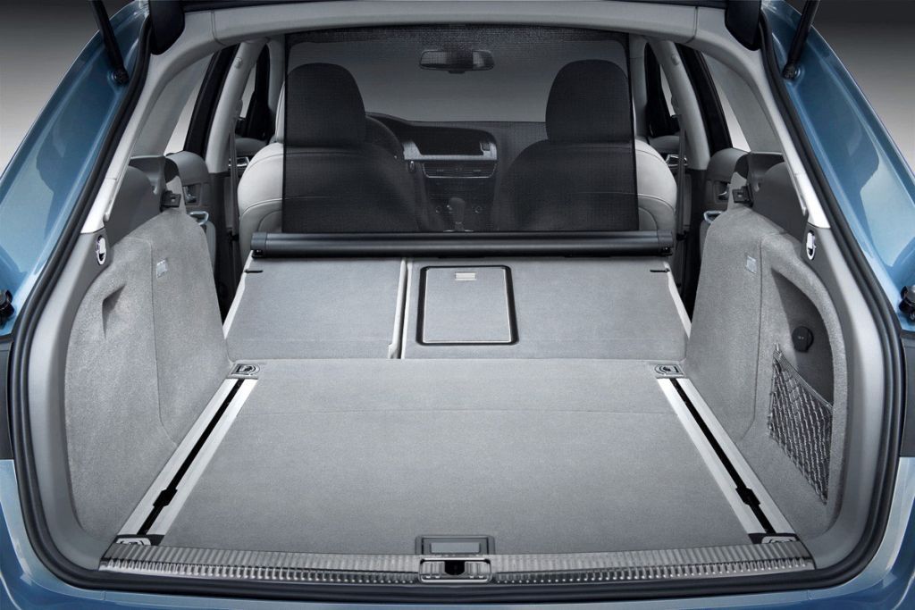 Audi A4 B8 Kofferraum Mae