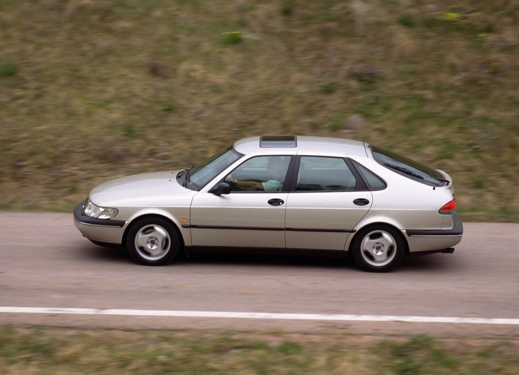 Saab 900 1997 - Galerie prasowe - Galeria • AutoCentrum.pl