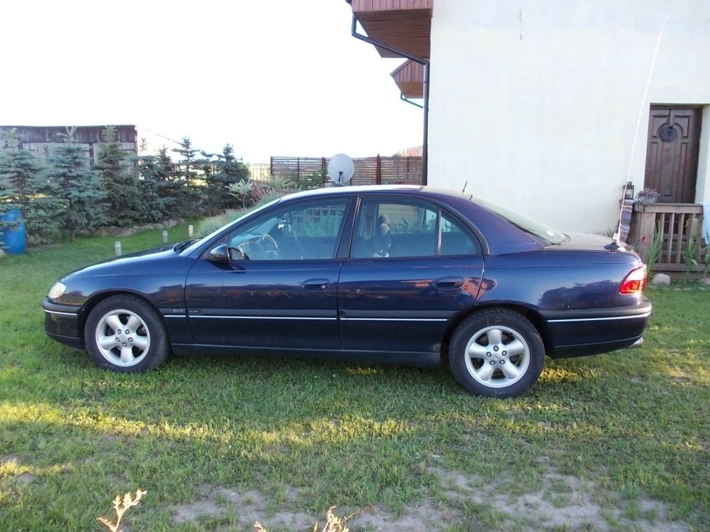 Opel Omega B Sedan - galeria społeczności - Galerie redakcyjne ...