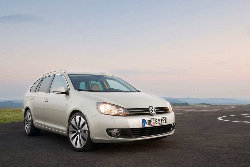 Volkswagen Golf VI Kombi - Galerie prasowe - Galeria • AutoCentrum.pl