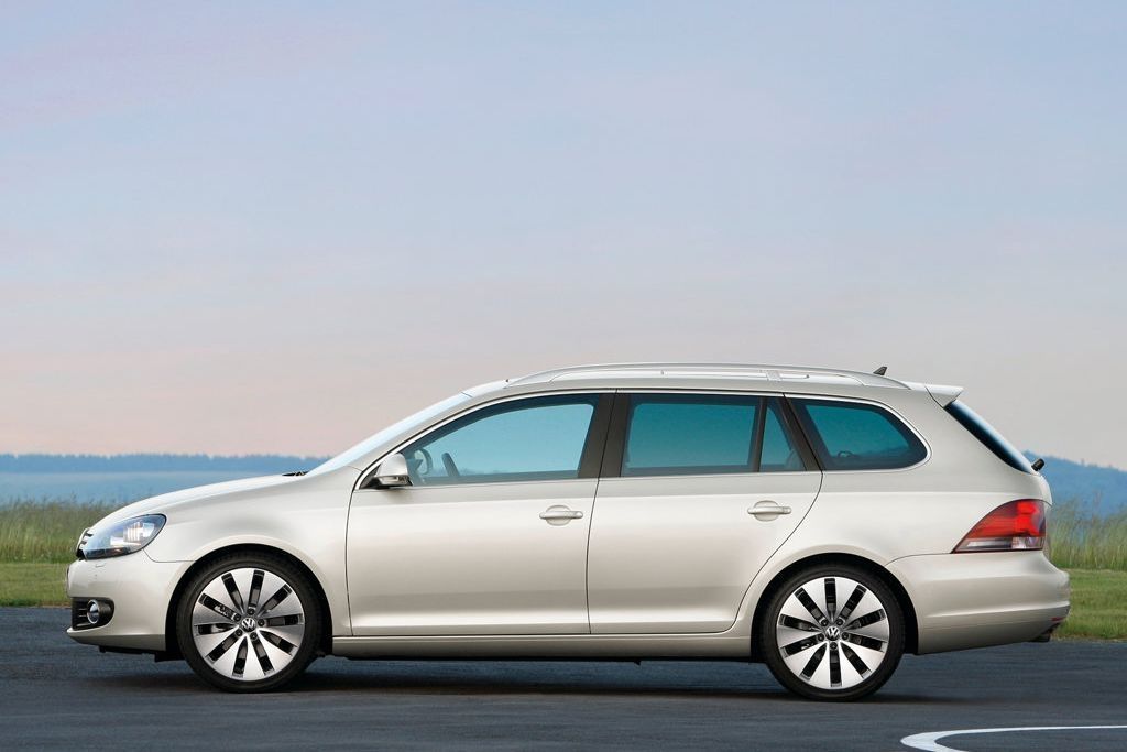 Volkswagen Golf VI Kombi - Galerie prasowe - Galeria • AutoCentrum.pl