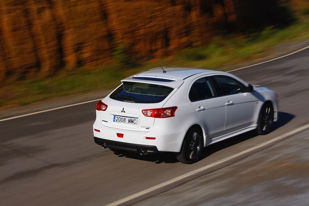 Mitsubishi Lancer Ralliart Sportback - Galerie prasowe - Galeria ...