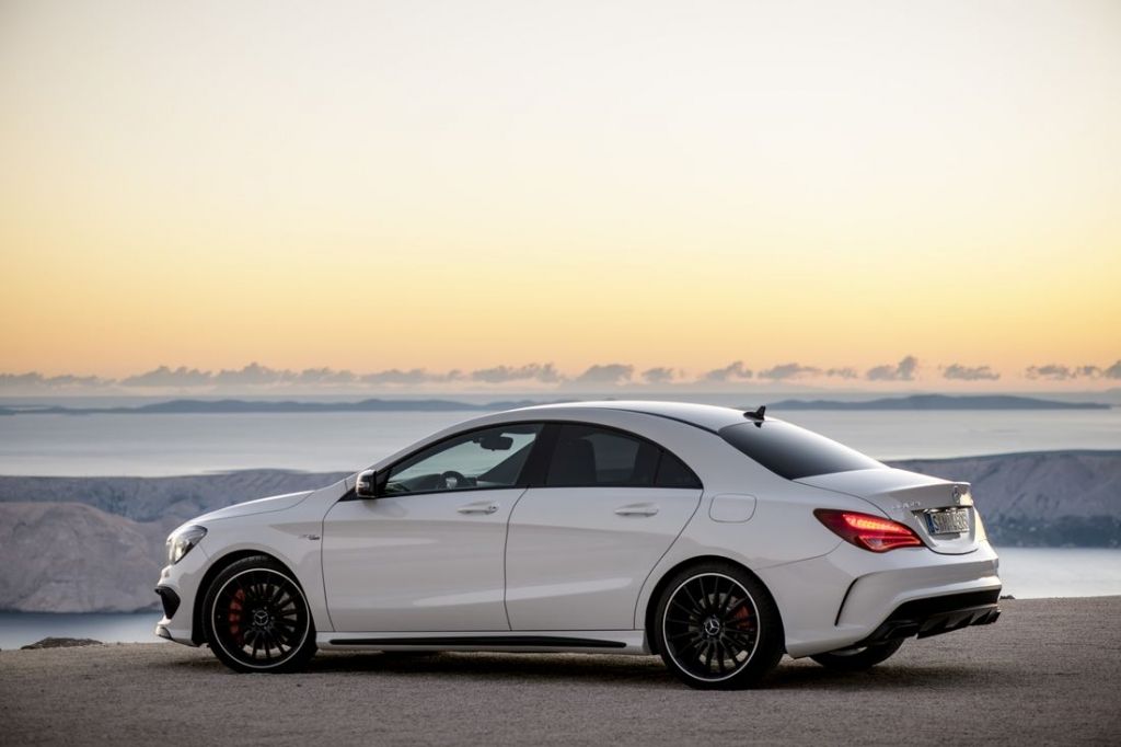 Mercedes CLA 45 AMG (2014) - Galerie prasowe - Galeria • AutoCentrum.pl