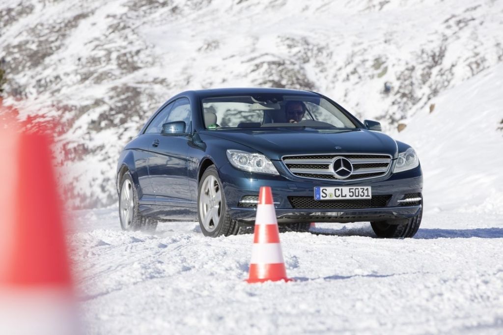 Mercedes CL 500 (C216) 4MATIC - Galerie prasowe - Galeria • AutoCentrum.pl