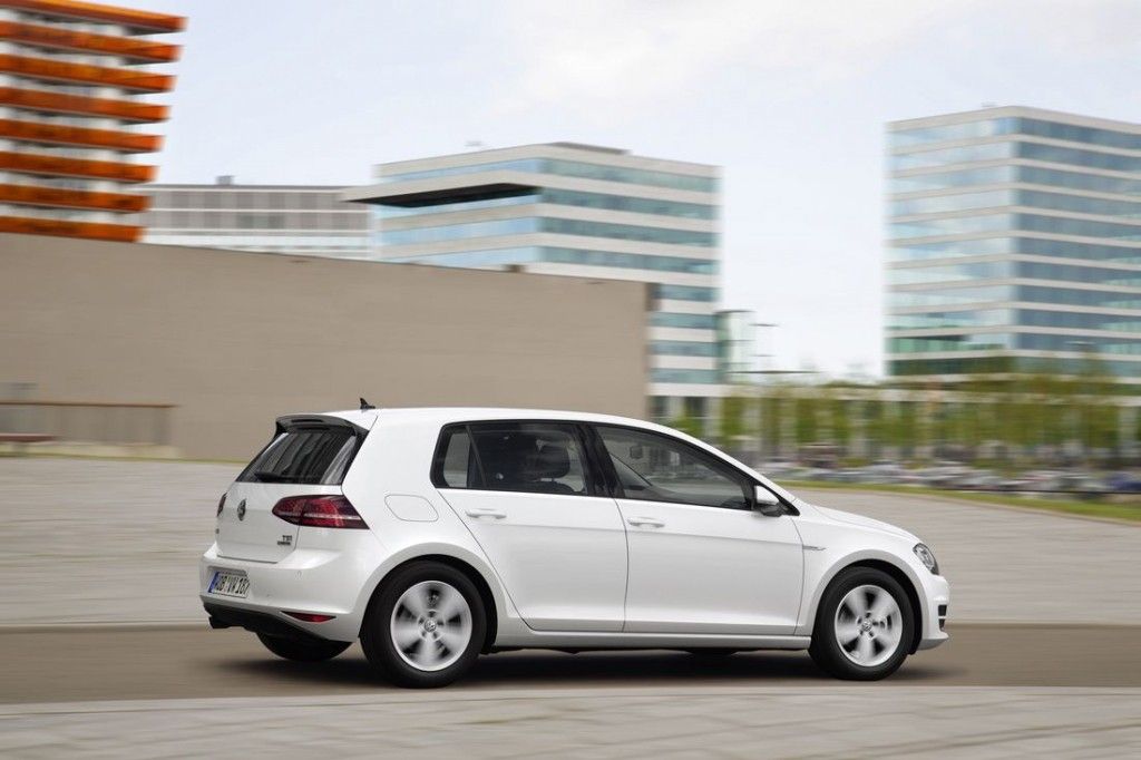 Volkswagen Golf VII Hatchback 5d TSI BlueMotion (2015) - Galerie ...