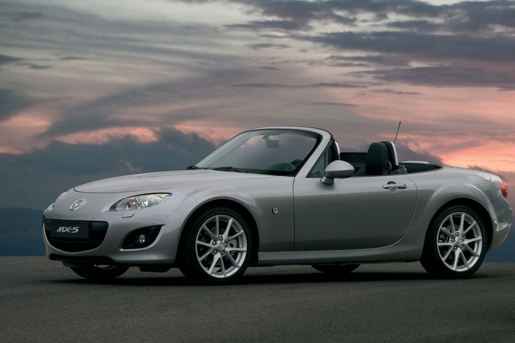Mazda MX5 Soft Top - Galerie prasowe - Galeria • AutoCentrum.pl