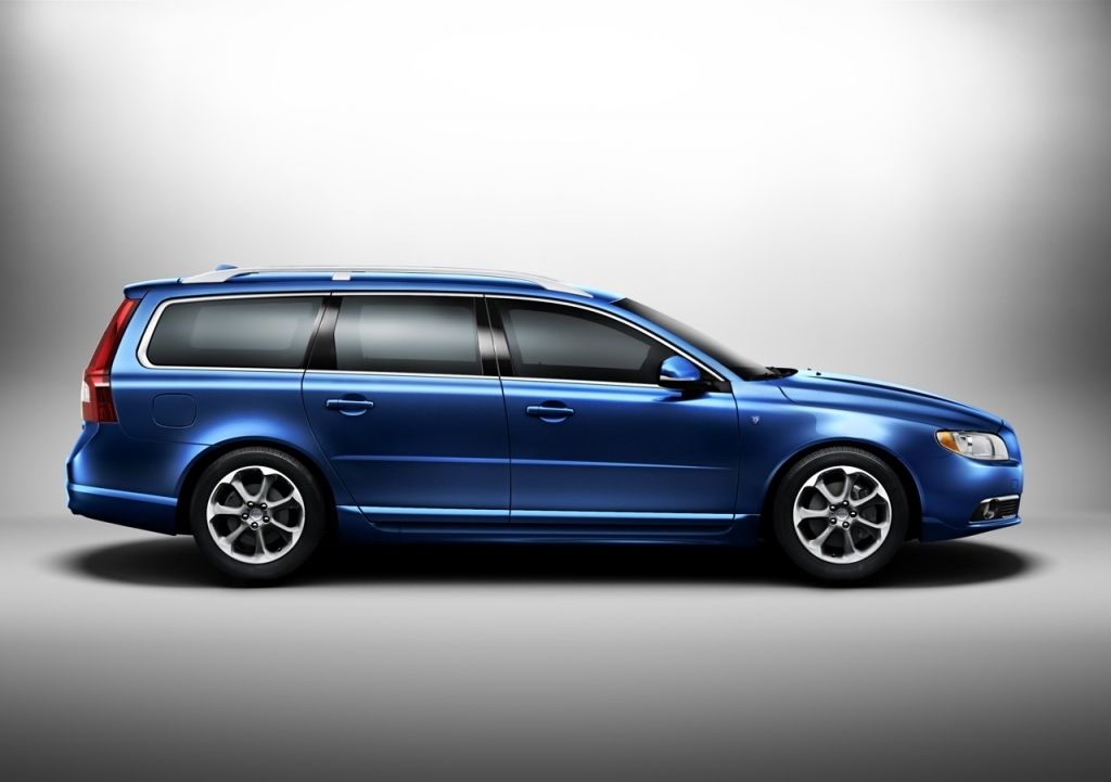 Volvo V70 Ocean Race - Galerie prasowe - Galeria • AutoCentrum.pl