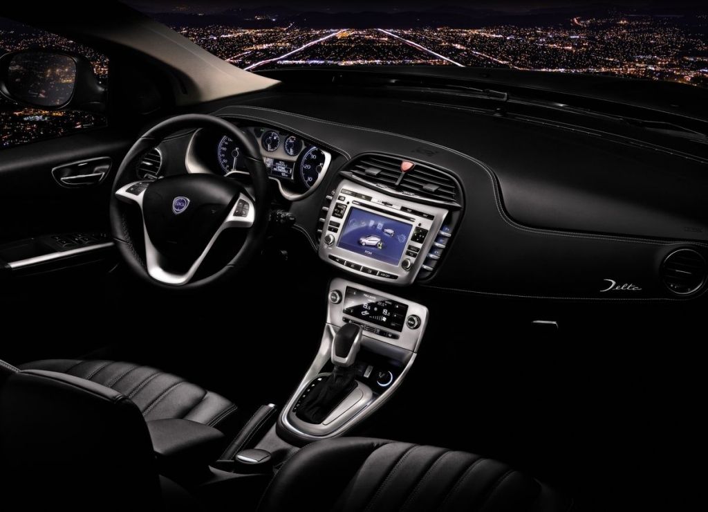 Lancia Delta III Facelifting - Galerie prasowe - Galeria • AutoCentrum.pl