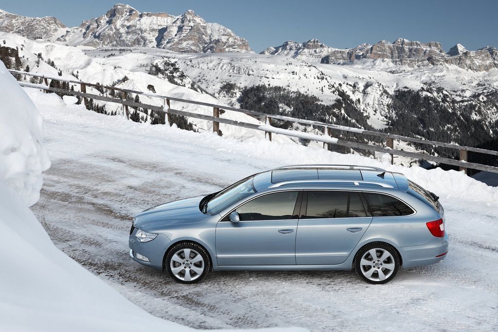 Skoda Superb Kombi 4x4 - Galerie prasowe - Galeria • AutoCentrum.pl